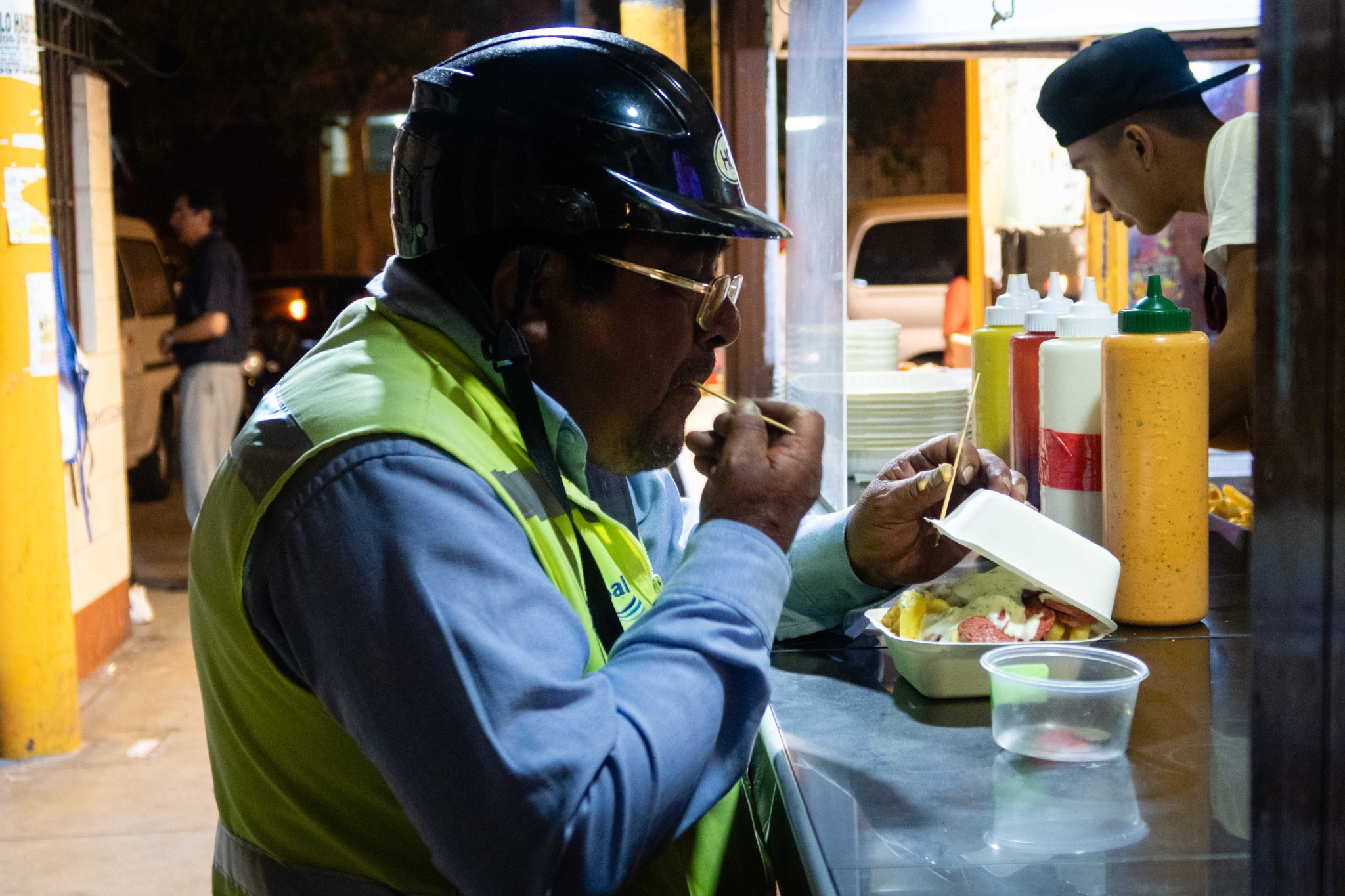 La indomable salchipapas de El Vaquerito - Plaza Tomada